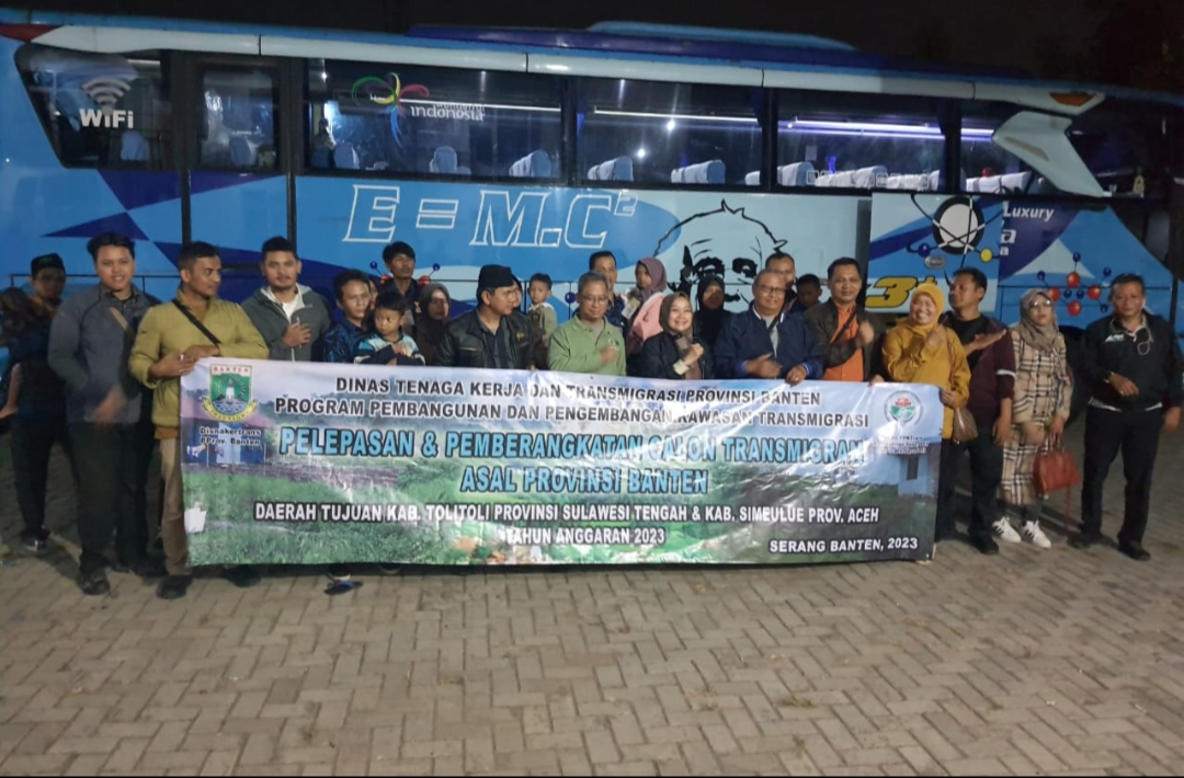 5 KK Transmigran Dilepas Langsung Dirjen Pembagunan dan Pengembangan ...